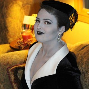 29 Jaw-Dropping Halloween Makeup Ideas - StayGlam