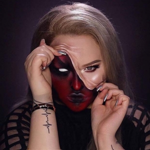 21 Creepy Halloween Makeup Ideas - Page 2 of 2 - StayGlam 21 Creepy Halloween Makeup Ideas - Page 2 of 2 - StayGlam