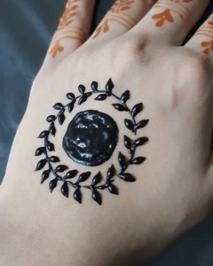 43 Simple Henna Designs That Are Easy to Draw - StayGlam